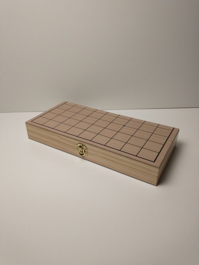 International / Westernized Shogi Set with Arrows and Japanese 1-Kanji ...